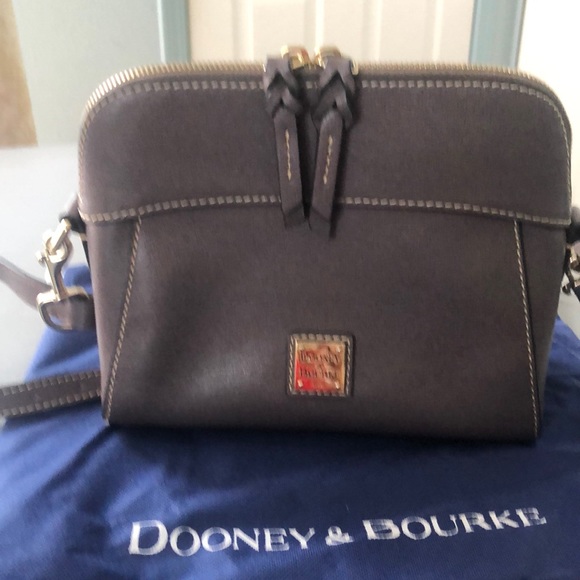 Dooney & Bourke | Bags | Dooney Bourke Pebble Grain Crossbody In ...